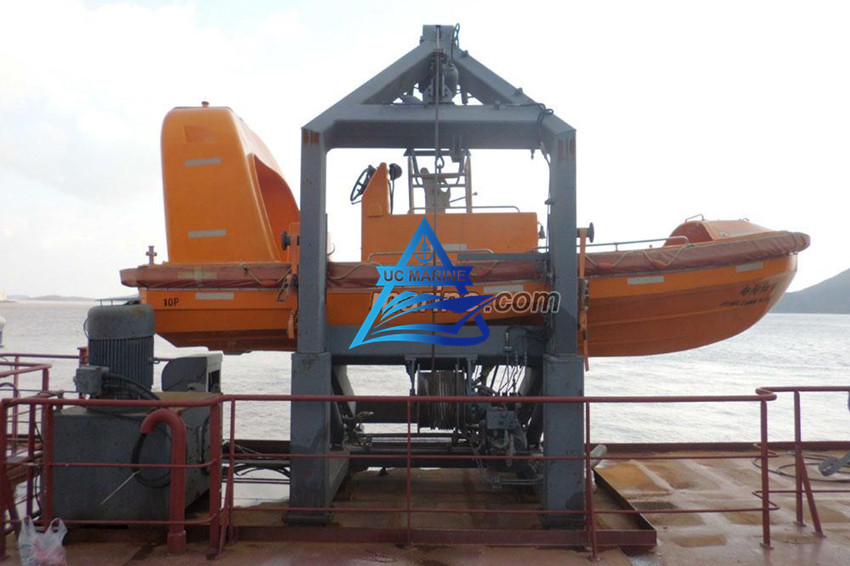 A Frame Rescue Boat Davit from China Manufacturer - UC Marine China